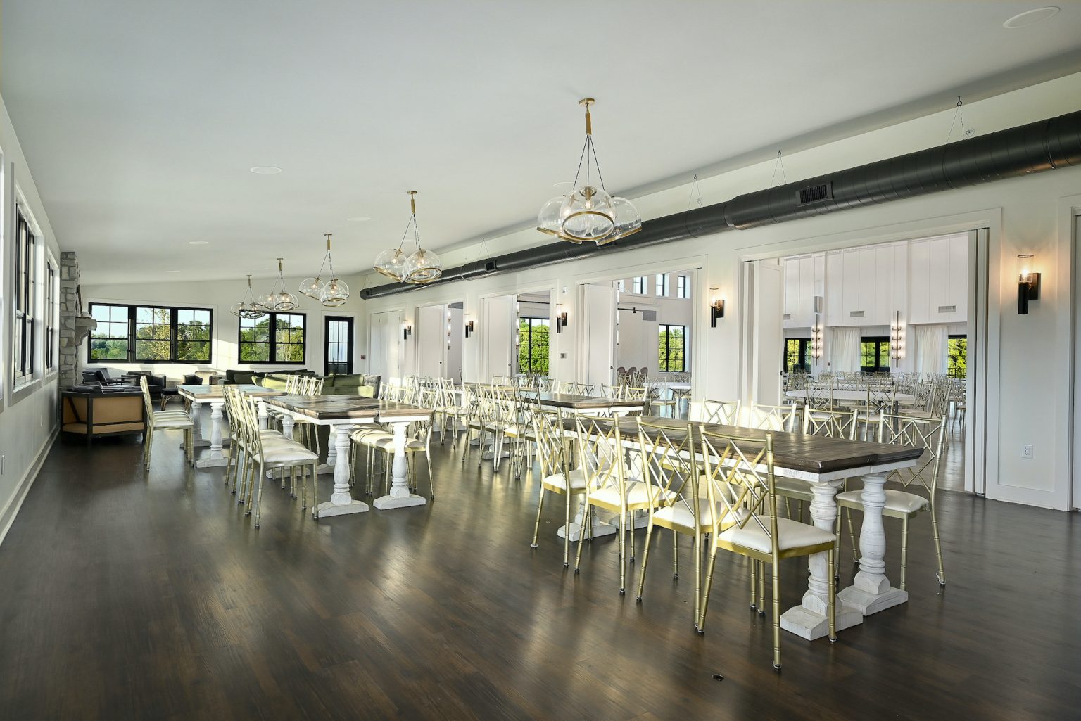 White Iron Ridge: Making a Grand Entrance | TAJ Flooring